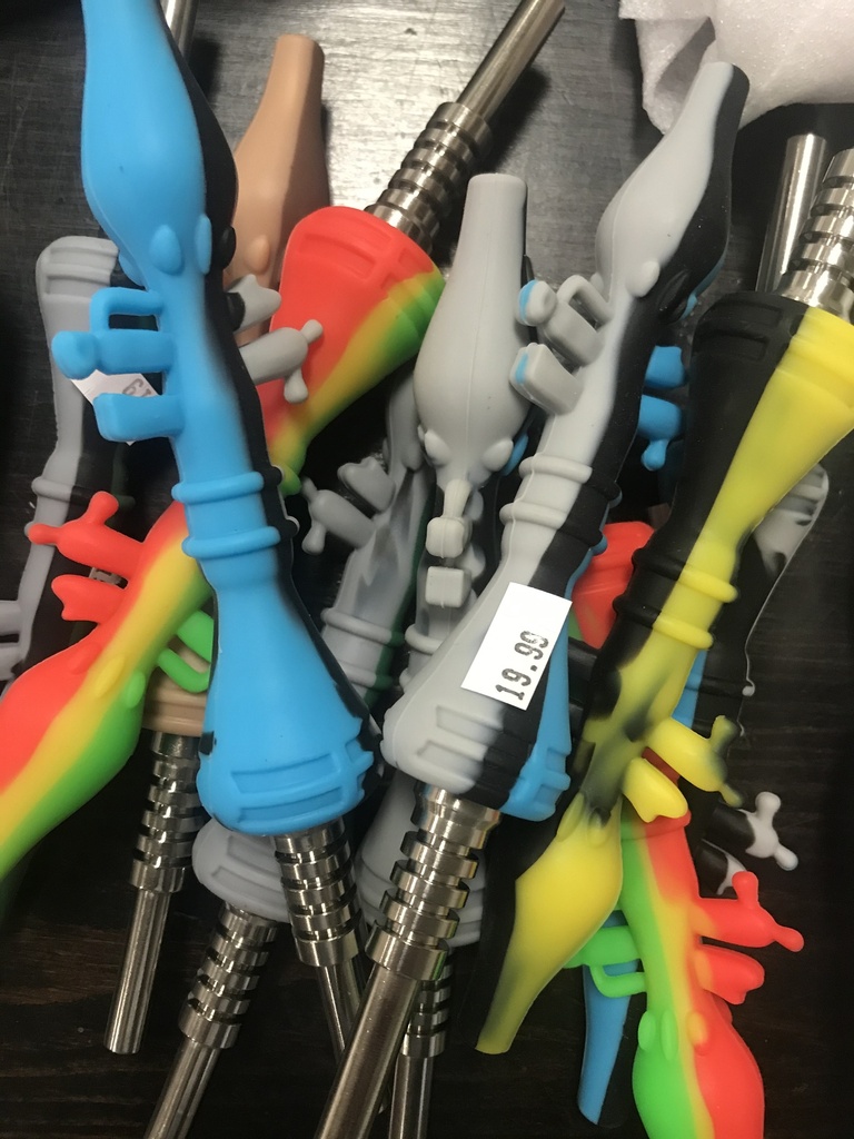 Colorful Nector Collector | Carytown Tobacco Inc.