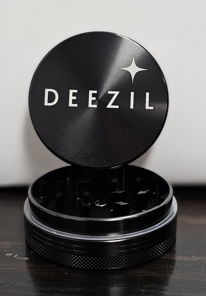 Deezil- 63mm 2 Layer Grinder | Carytown Tobacco Inc.